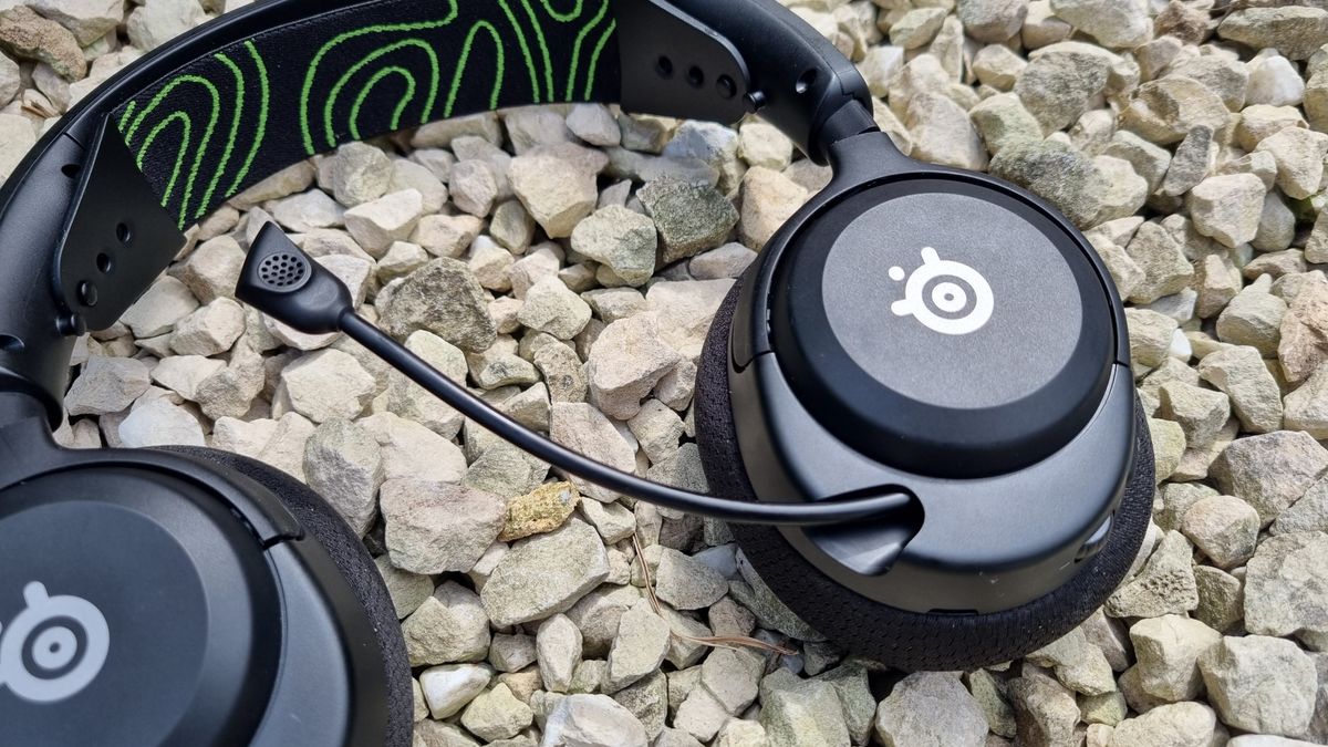 SteelSeries Arctis Nova 5X wireless review | PC Gamer