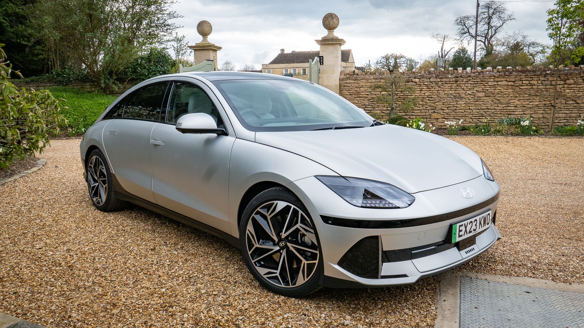 Hyundai Ioniq 6 first drive: an electric streamliner with impressive ...