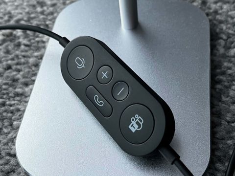 Microsoft Modern Headsets review: Teams conferencing made easy ...