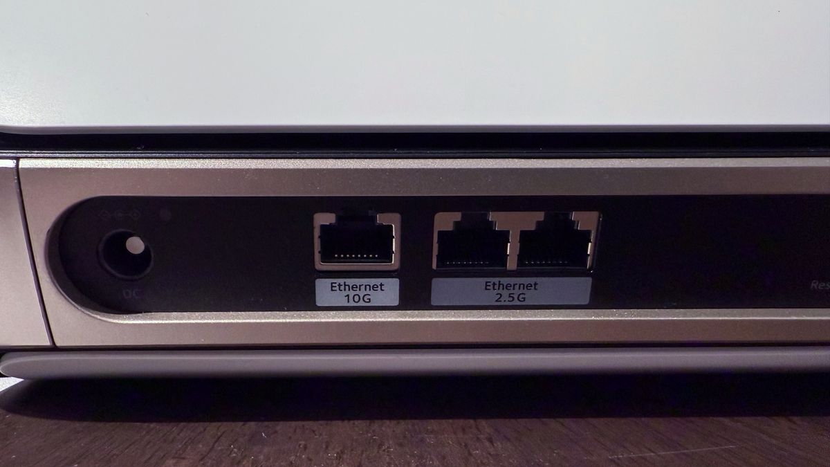 Netgear Orbi 970 Wi-Fi 7 mesh router review: Excellent performance with ...