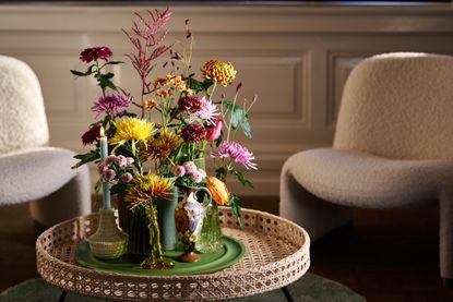 10 Ideas for Decorating with Flowers to Elevate Your Home | Livingetc