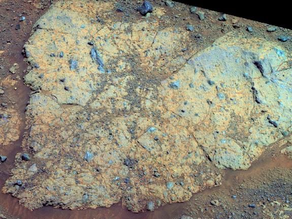 NASA Rover Finds Rare Mars Rock With Clues of Ancient Water | Live Science