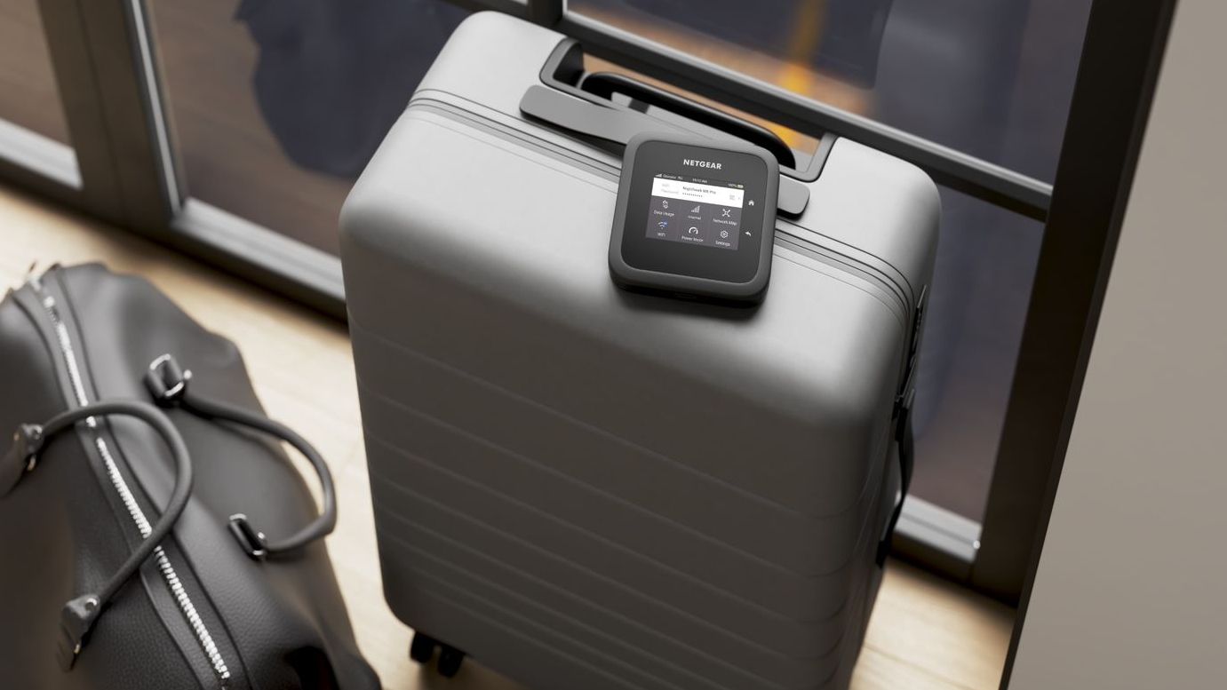 Netgear's Pricey M6 Pro Unlocked Mobile Router Adds Wi-Fi 6E, 5G mmWave ...