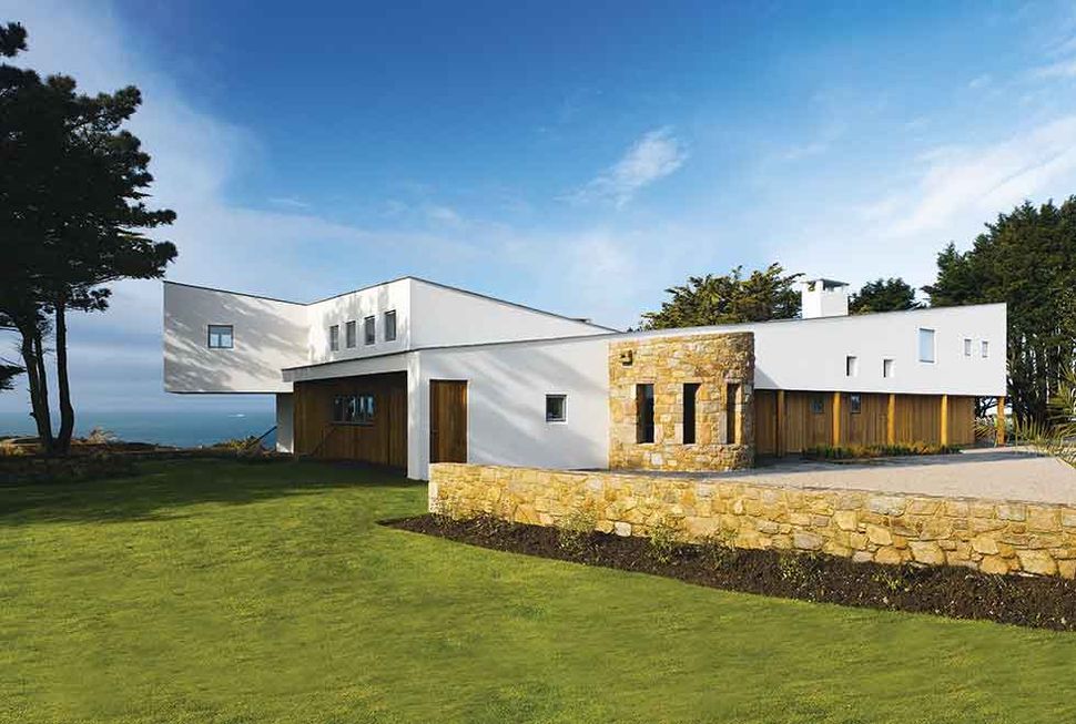 9 of the Best Roof Design Ideas | Homebuilding