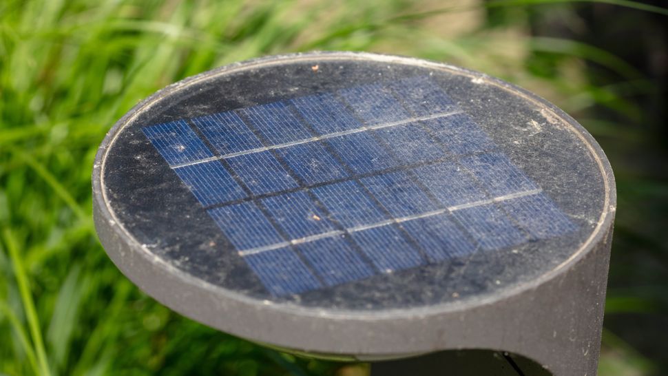 5 reasons why your solar lights are not working and how to fix it | Tom ...