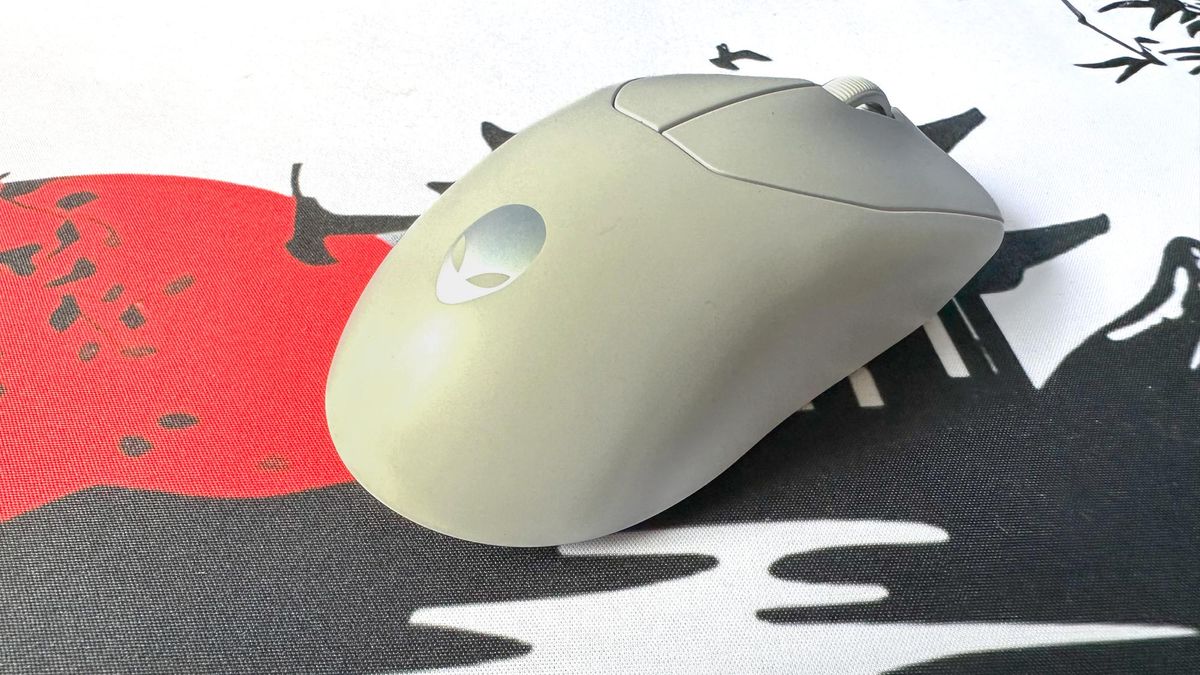 Alienware Pro Wireless Gaming Mouse review: Elite level gaming at a ...