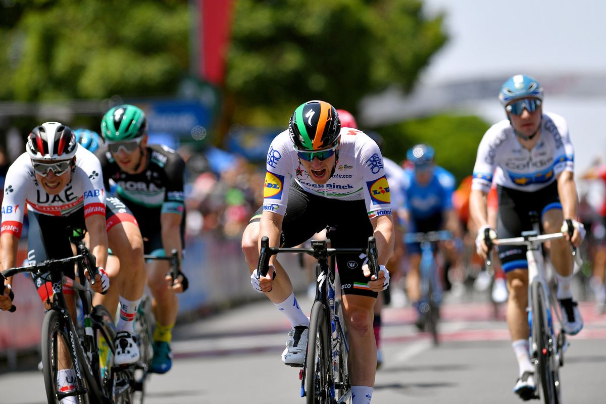 Sam Bennett comes out swinging to take victory on stage one of Tour ...