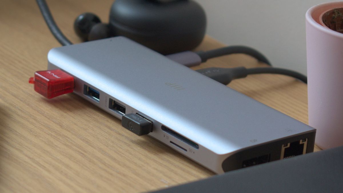 Monoprice 13-in-1 Dual-HDMI + DP MST Dock review: The price is right ...