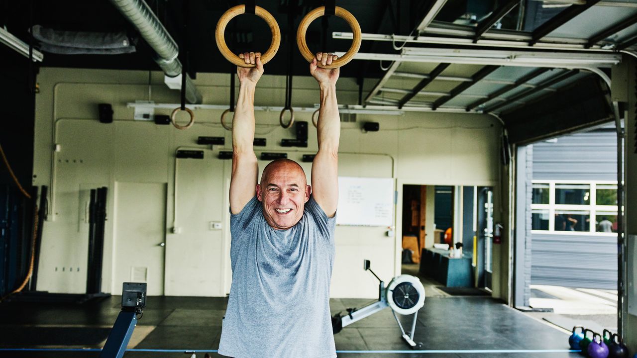 A Flexibility Expert Says These Are The Five Essential Stretches