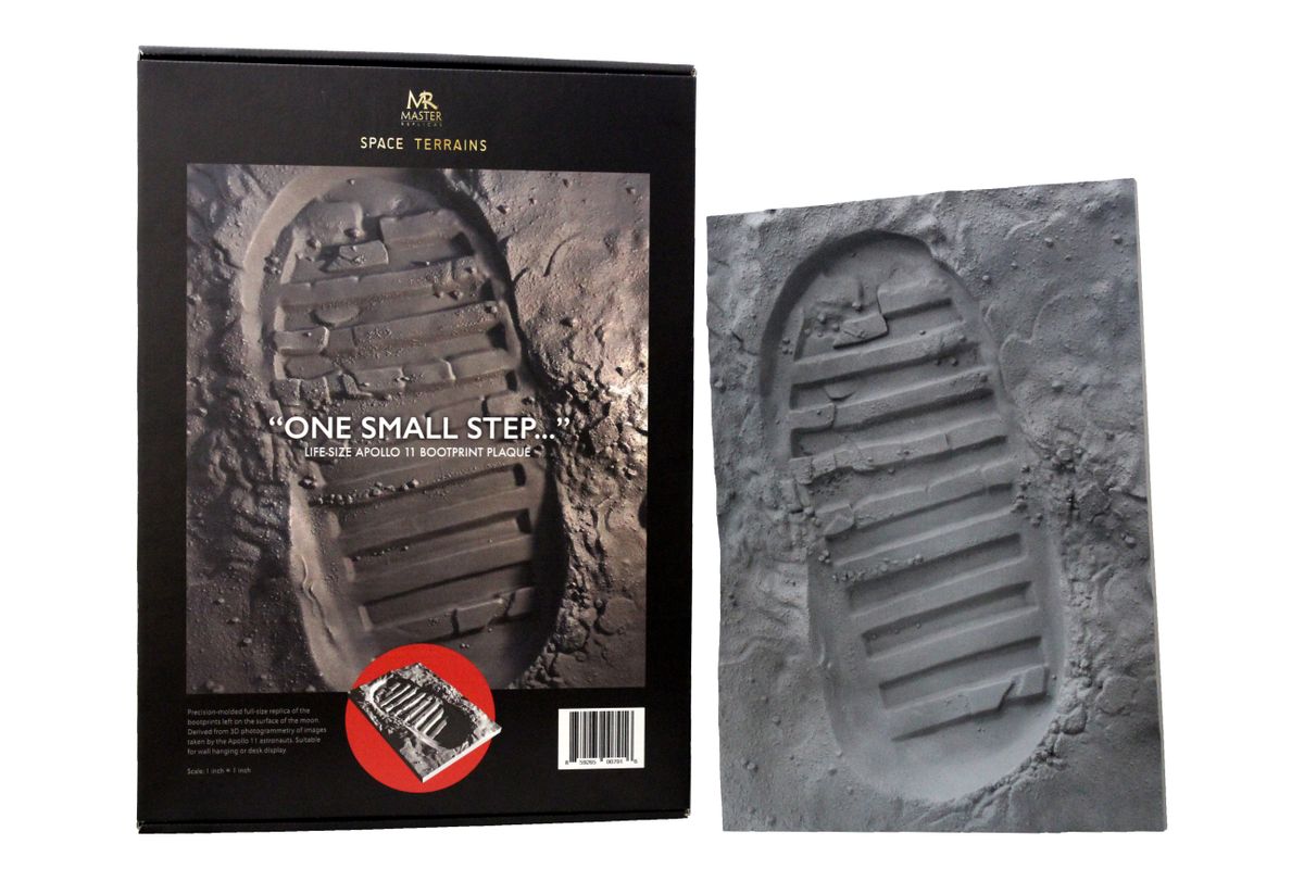 How Artists Turned Buzz Aldrin's Moonwalking Boot Print into 3D ...