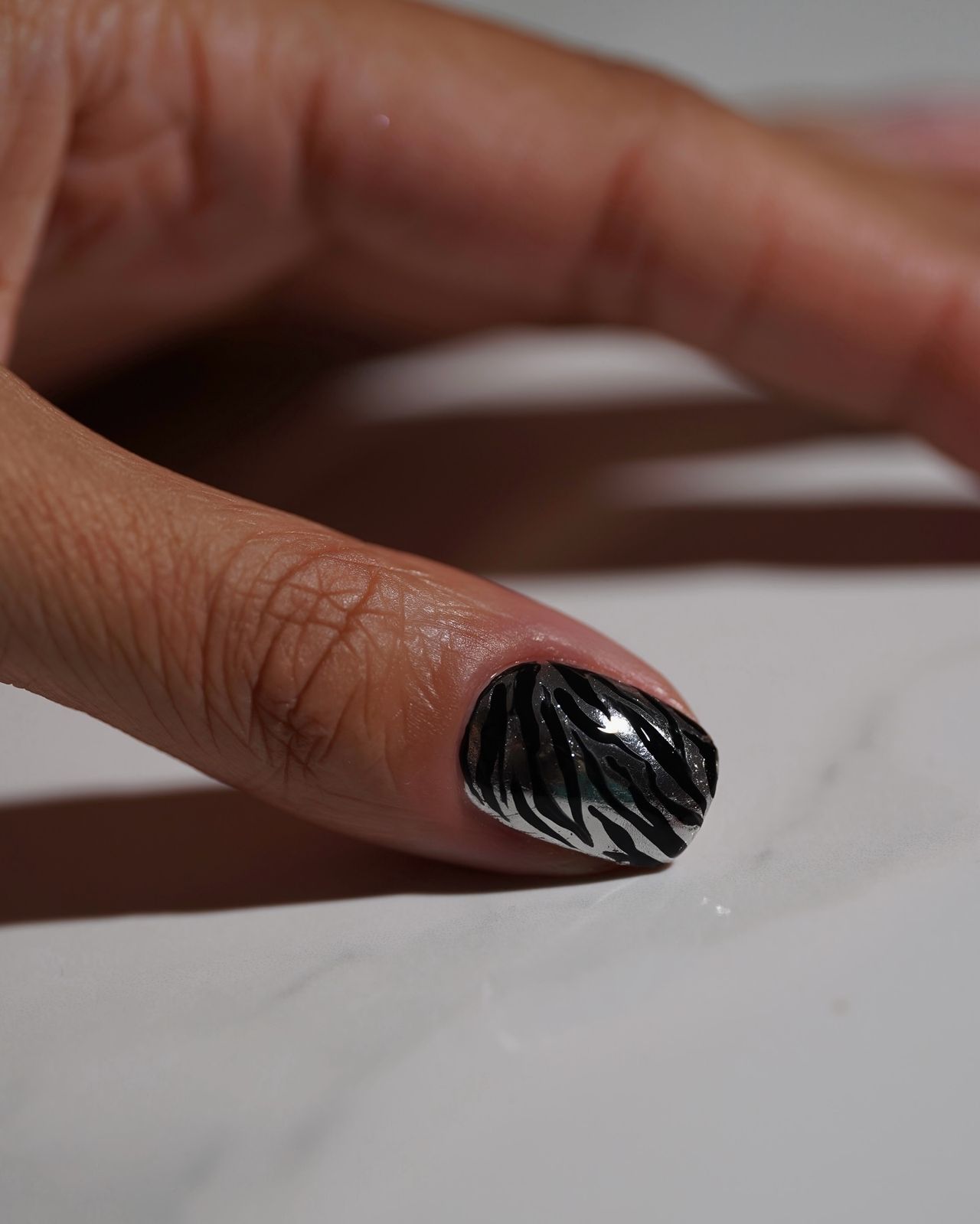 9 Silver Nail Designs That Will Look So Chic This December | Who What Wear