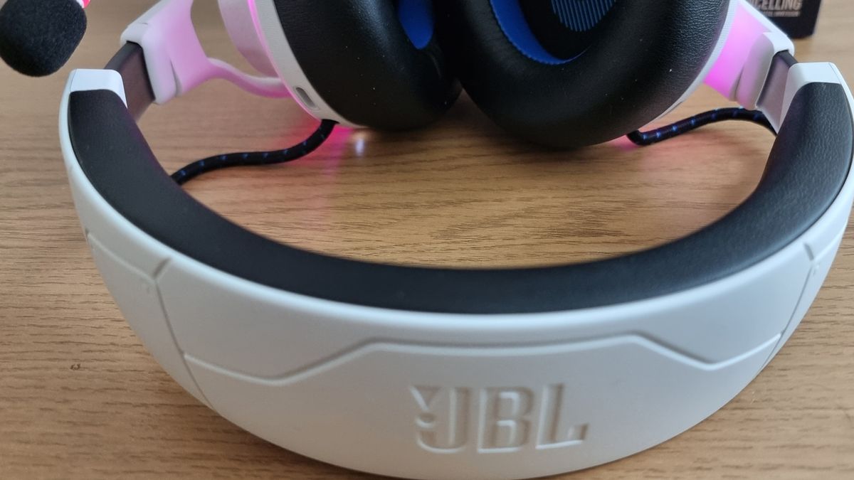 JBL Quantum 910P review - a must-have premium PS5 headset with a price ...