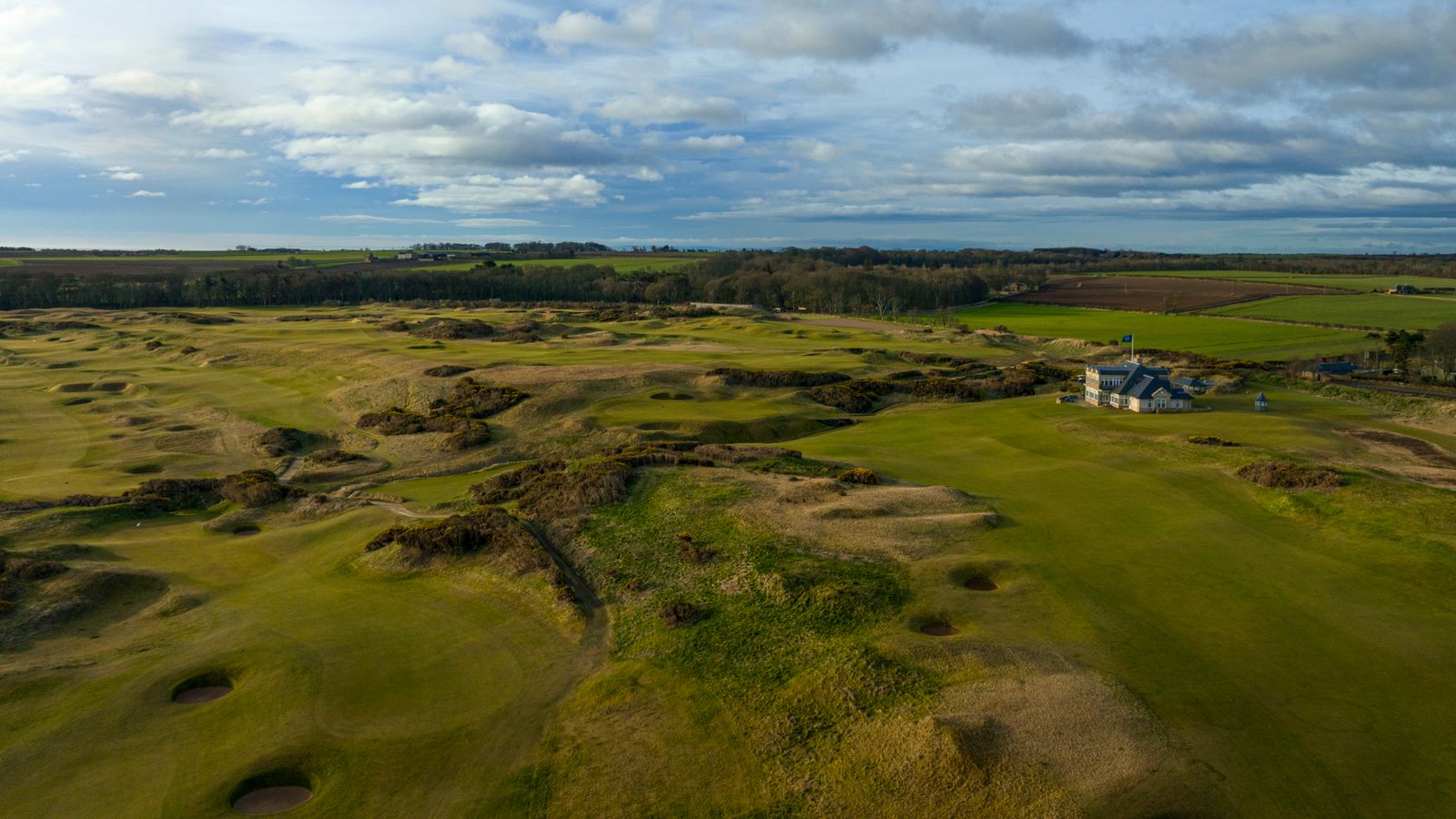 Kingsbarns Golf Links: Course Review, Tee Times and Key Information ...