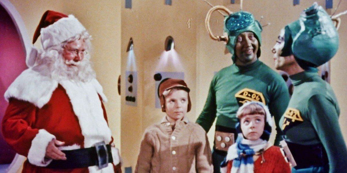 Mel Gibson's Fatman And 6 Other Unconventional Santa Claus Movies ...