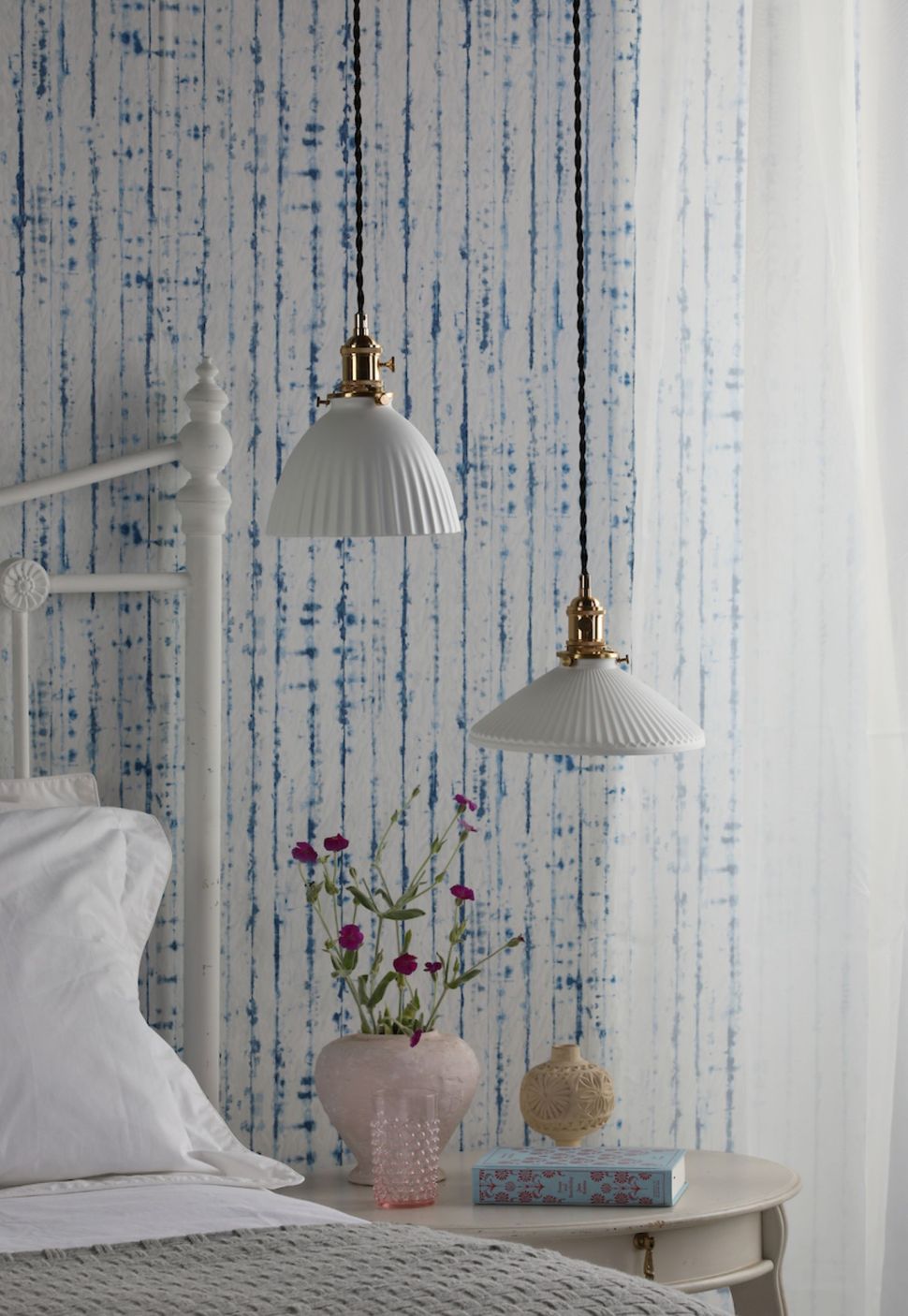 19 bedroom lighting ideas to create a calm, restful space | Homebuilding