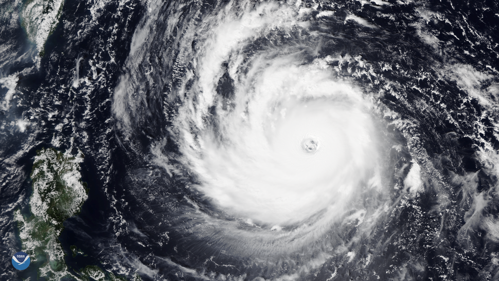 Super Typhoon Trami Looks Tremendous from Space in These Amazing ...