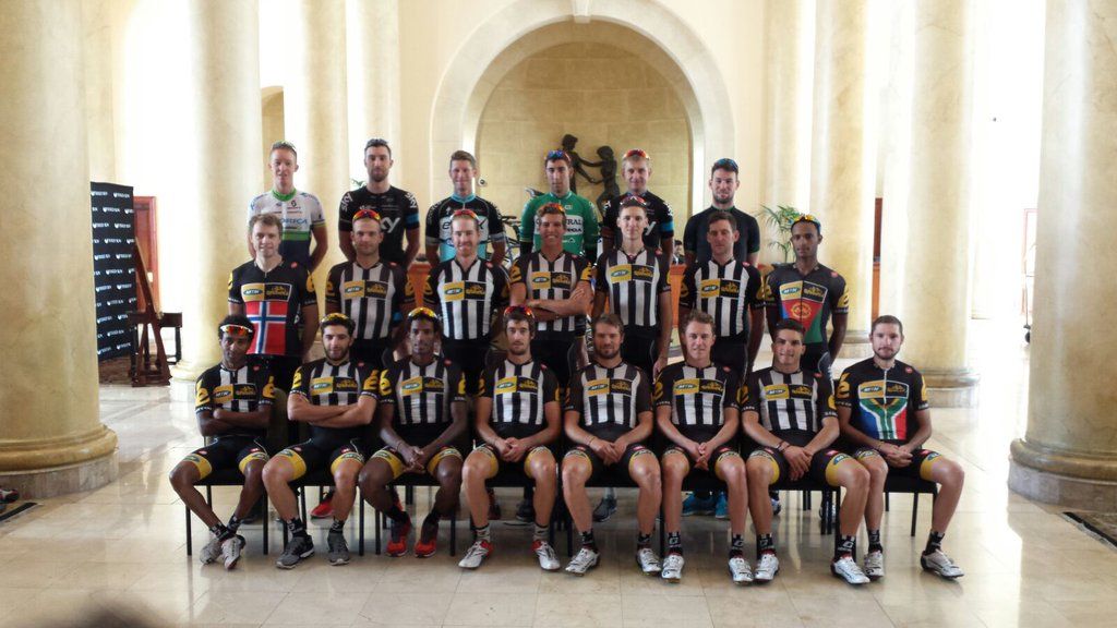 Dimension Data celebrate securing WorldTour licence for 2016 | Cyclingnews