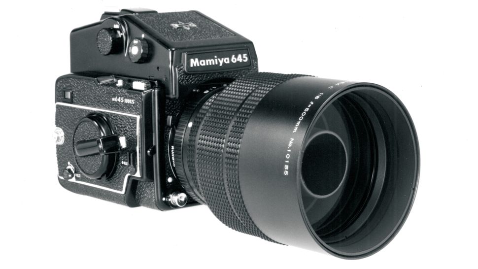 Using mirror lenses on mirrorless cameras - the whys, the hows and the ...