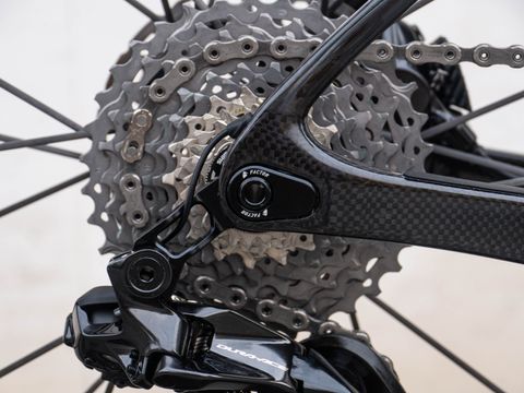 Brand new Factor O2 VAM spied at the Tour de France | Cyclingnews