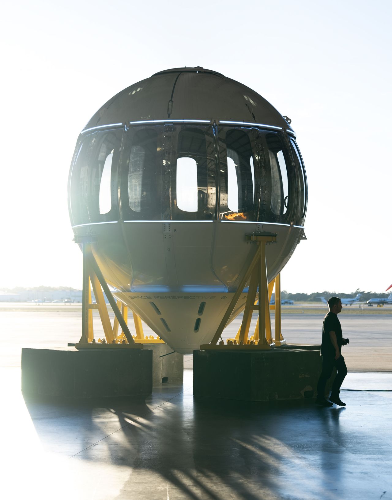 Spaceship Neptune's stratospheric balloon will fly passengers to the ...