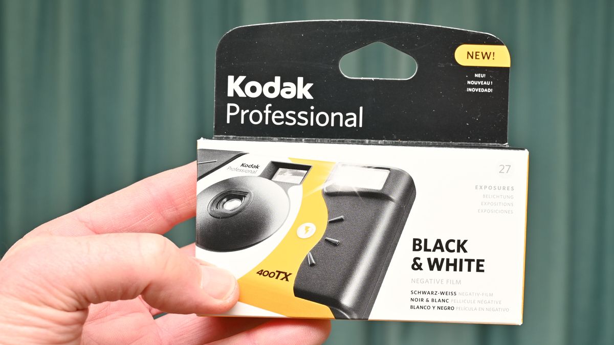 Kodak Black & White Tri-X 400 Single Use Camera review: a professional ...