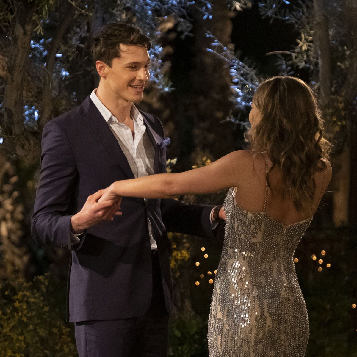 Who Is Connor Saeli, on 'The Bachelorette,' Who Wrote Notes to Hannah ...