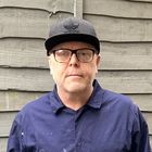 How to paper a ceiling from start to finish | Homebuilding