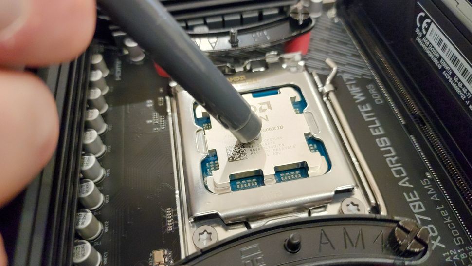 I just built an RTX 5090 gaming PC — here’s what I used and how to ...