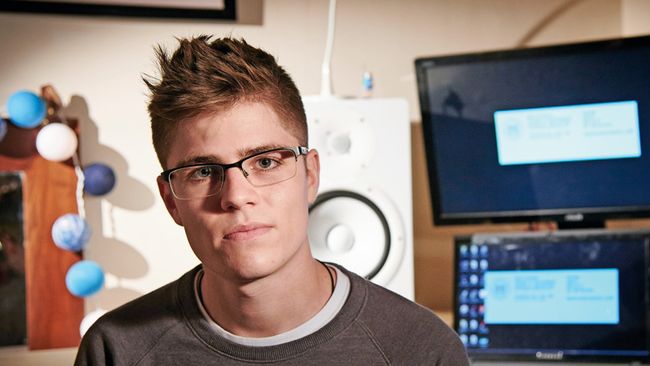 Keeno shows you how to create an emotional orchestral DnB sequence ...