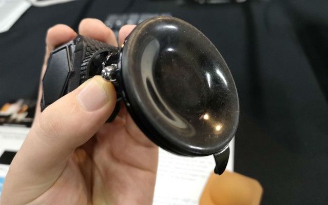 This Lighting Kit Fixes Your Laptop's Awful Webcam | Laptop Mag