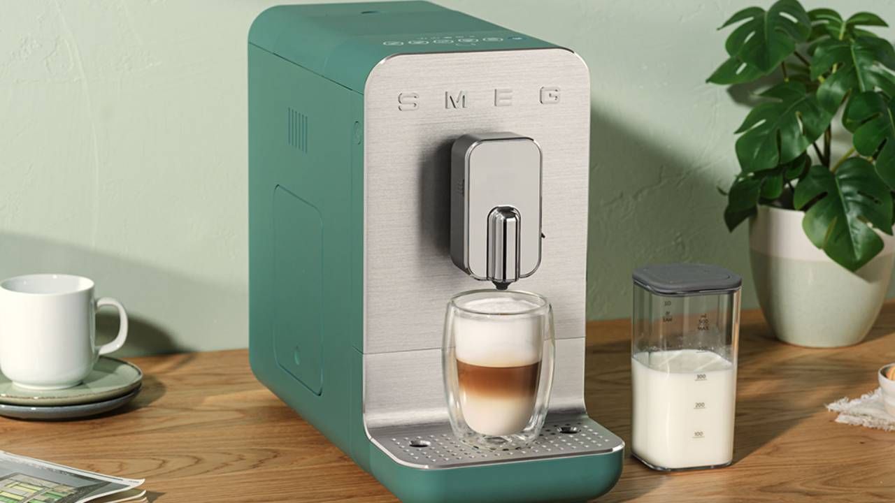 Smeg upgrades its popular bean-to-cup coffee machine with more coffee ...