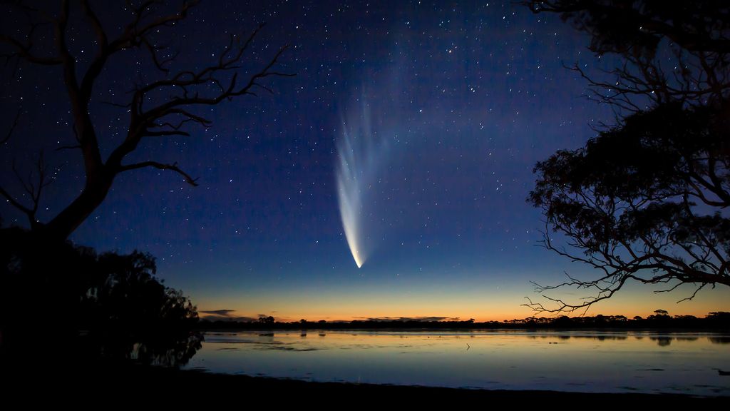 How to view and photograph comets | Space