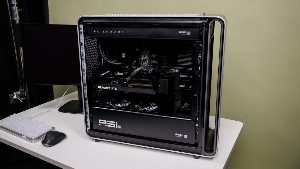 Alienware Area-51 (2025) review: An RTX 5090 beast | Tom's Guide