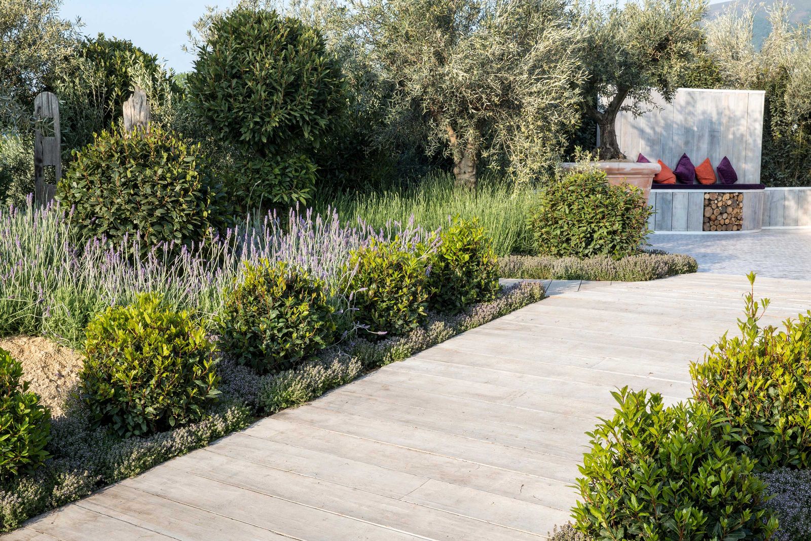 Mediterranean garden ideas: 14 gorgeous ways to plant and style your ...