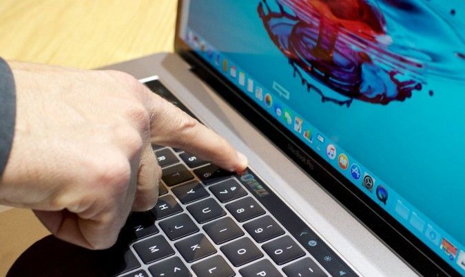 What? Apple Calls MacBook Pro SD Card Slot ‘Cumbersome’ | Laptop Mag