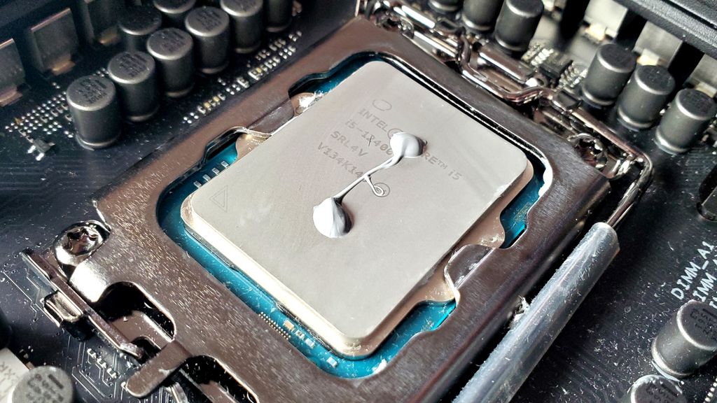 How do I apply thermal paste? | PC Gamer