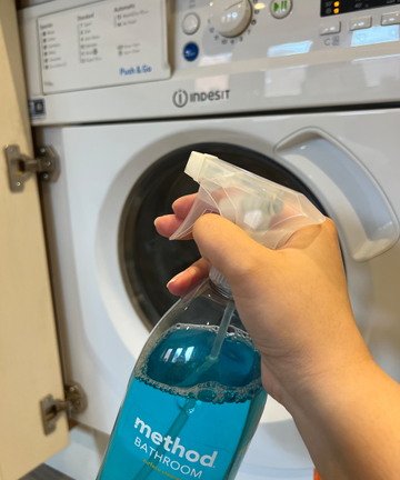 How to clean a washing machine with vinegar | Real Homes