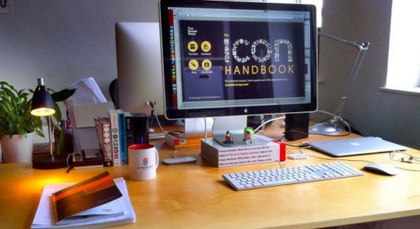 20 leading web designers' desks for your inspiration | Creative Bloq