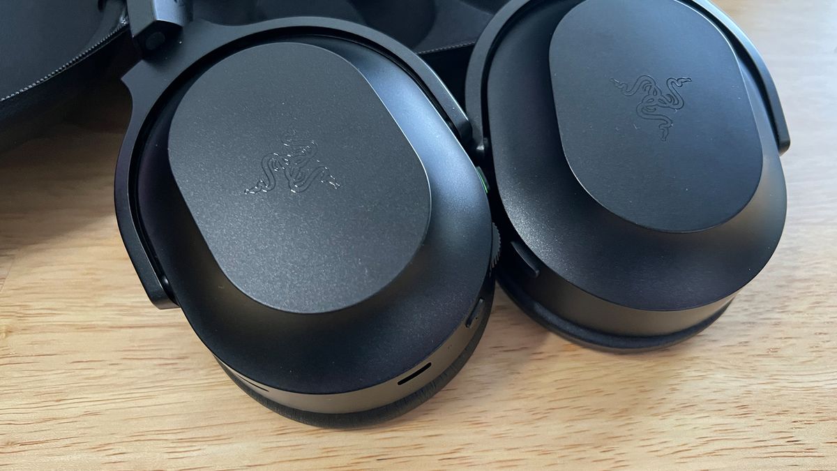 Razer Barracuda Pro review: a gaming headset you should actually buy ...