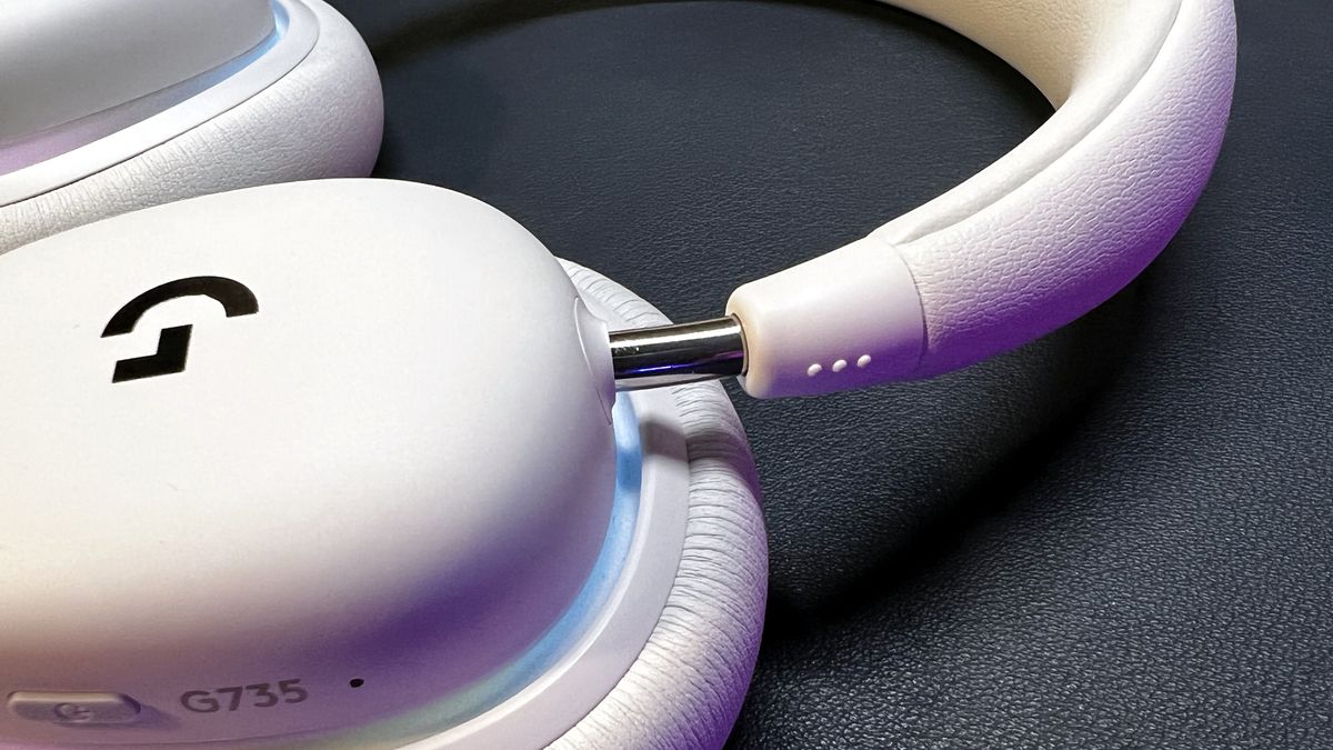 Logitech G735 Review: Not the First White Headset | Tom's Hardware