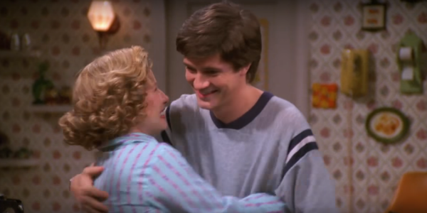 That 70s Show Stars Share Throwback Pics Celebrating The Show's 20th ...
