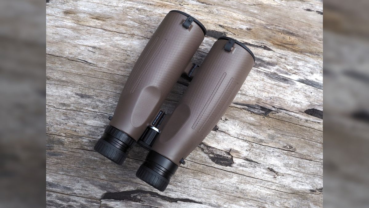 Celestron Skymaster 12x60 binocular review | Live Science