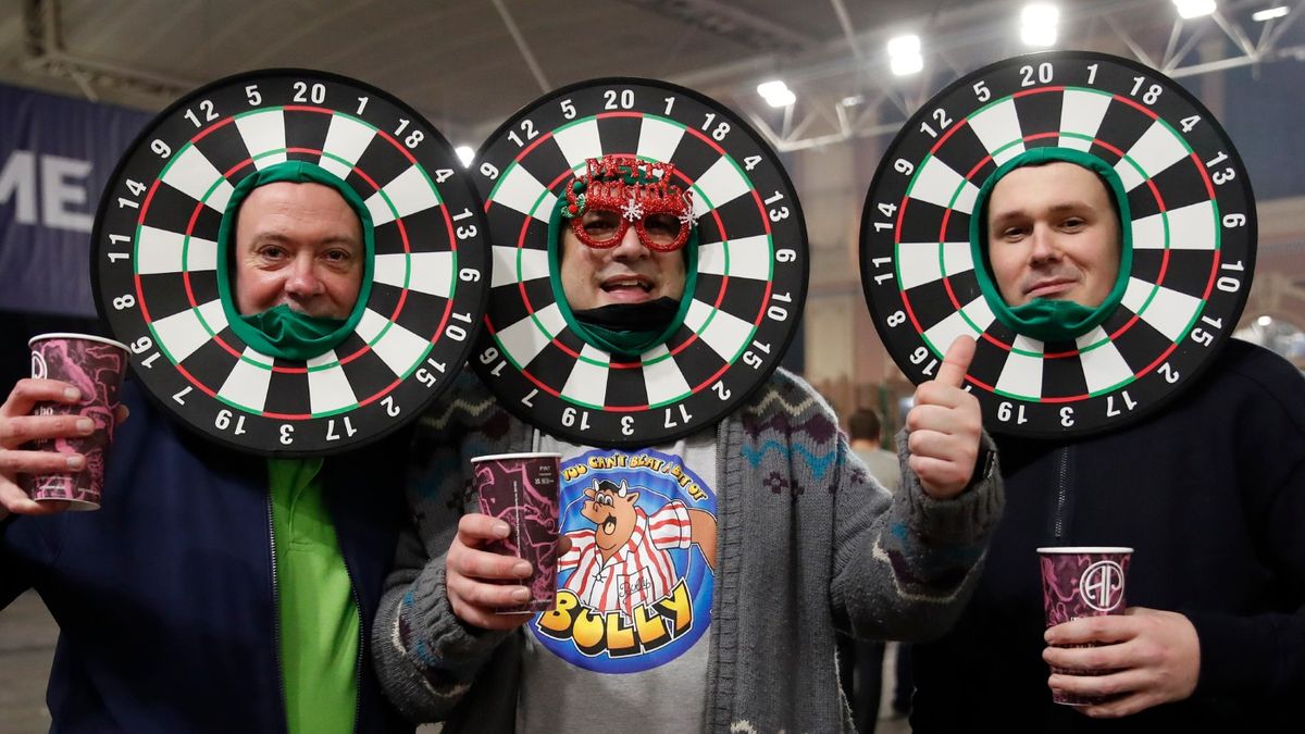 ‘Everyone loves the darts’: a world championship for the ages | The Week