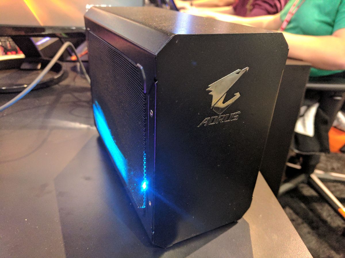 Gigabyte Showcases Tiny Aorus Graphics Dock At PAX East | Tom's Hardware
