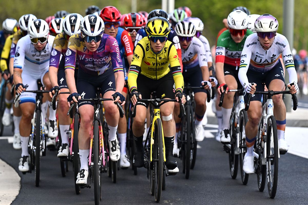 As it happened: Surprise result in star-studded Amstel Gold Race women ...