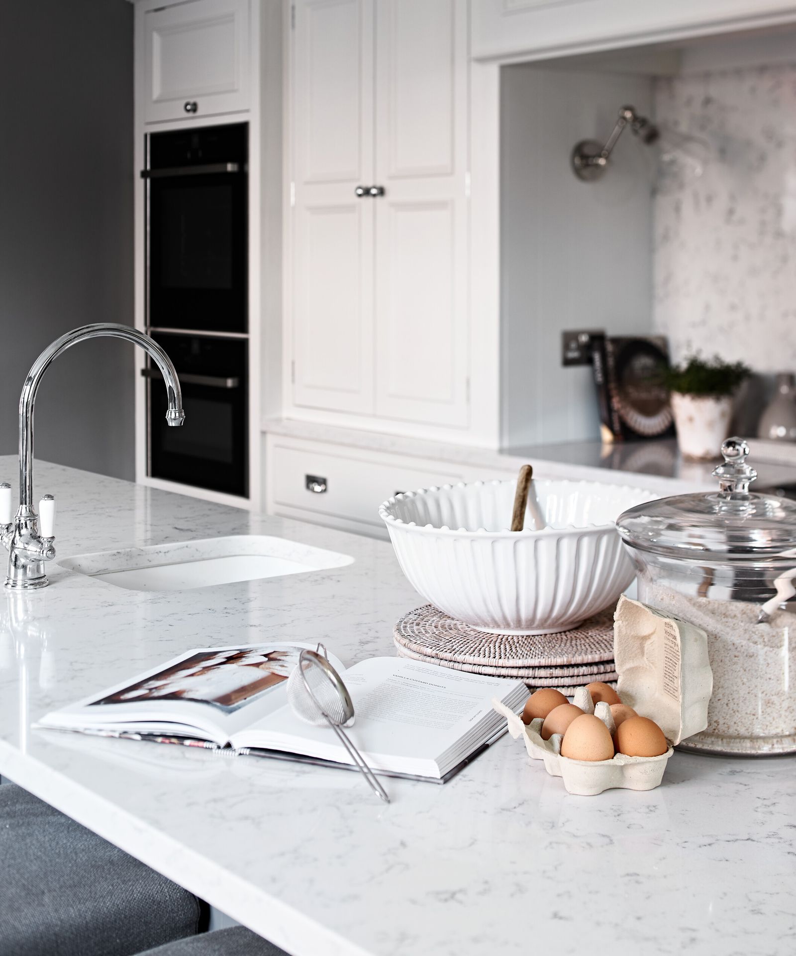 Prep sinks kitchen trend – why your home should have them | Homes and ...
