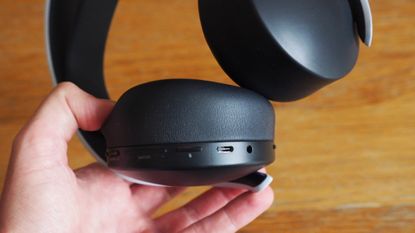 Sony Pulse 3D Wireless Headset review: hands-down the best for PS5 ...