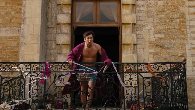 Did Barry Keoghan Use A Body Double For Saltburns Nude Scenes He Opens Up Cinemablend