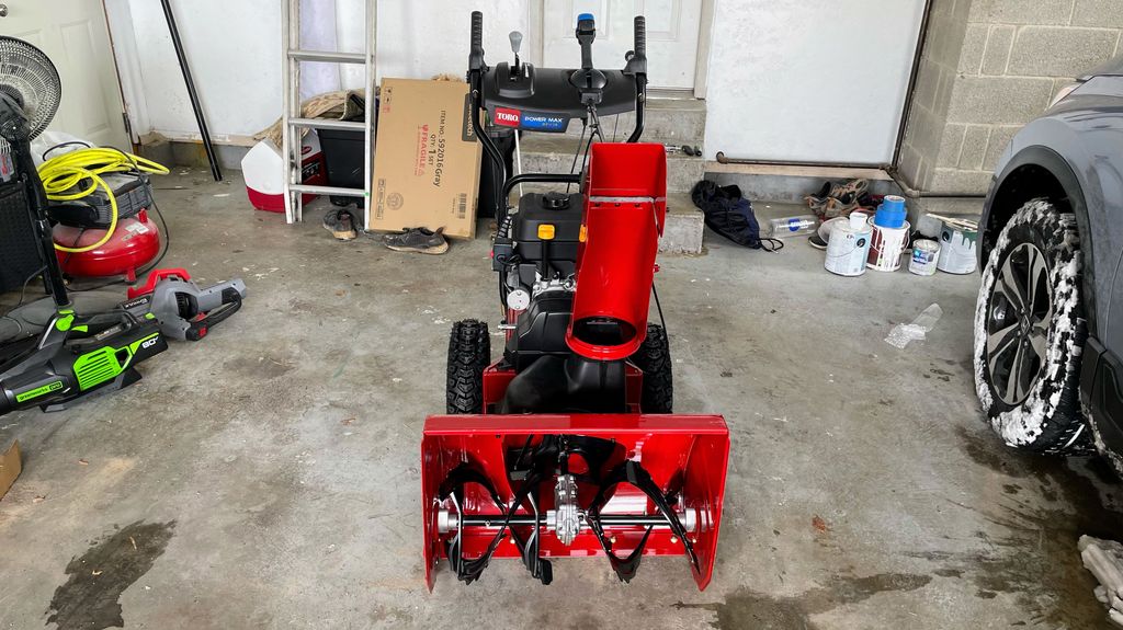 Toro Power Max 824 24 in. Two-Stage Gas Snow Blower review | Top Ten ...