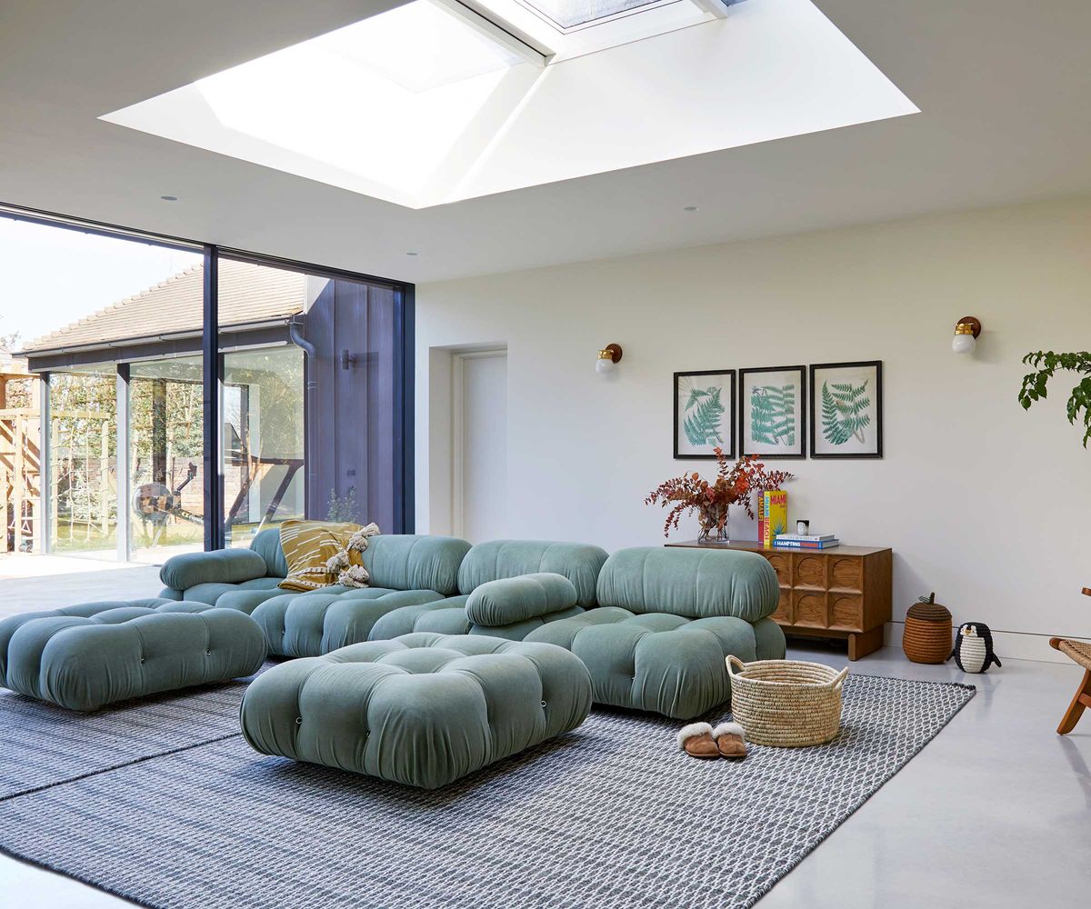 10 ideas for living rooms with large windows | Homebuilding
